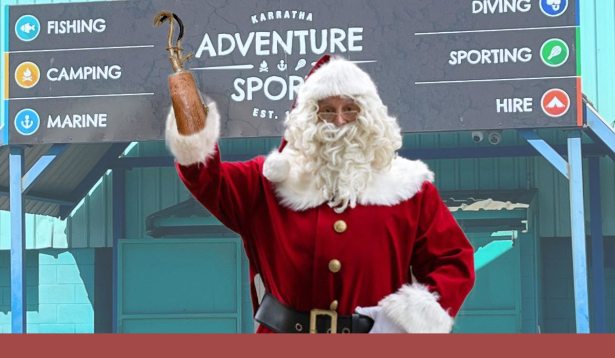 One-Armed Bandit Dresses Up As Santa To Hook In Customers At Second ...